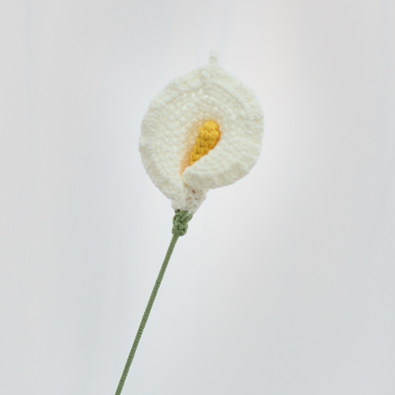 Crocheted Single Flower Lilia White, Hobbies & Toys, Stationary & Craft ...