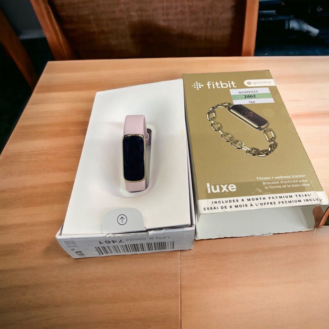 Fitbit Luxe Special Edition Fitness and Wellness Tracker, Gorjana Soft Gold Stainless Steel ...