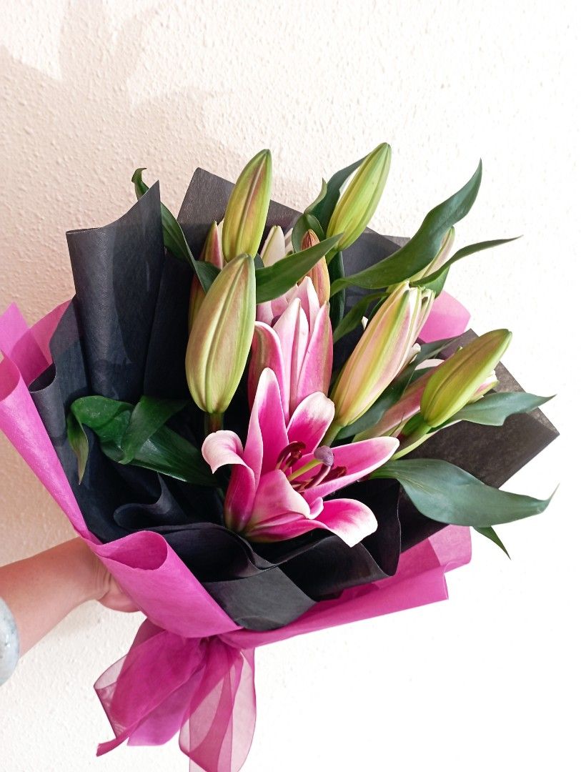 Flower bouquest, Hobbies & Toys, Stationery & Craft, Flowers & Bouquets ...