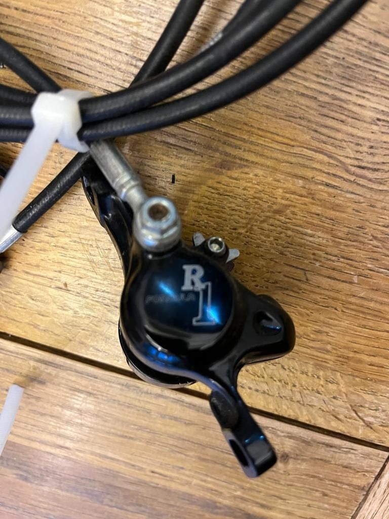 Formula R1 ATB disc brake set, Sports Equipment, Bicycles & Parts ...