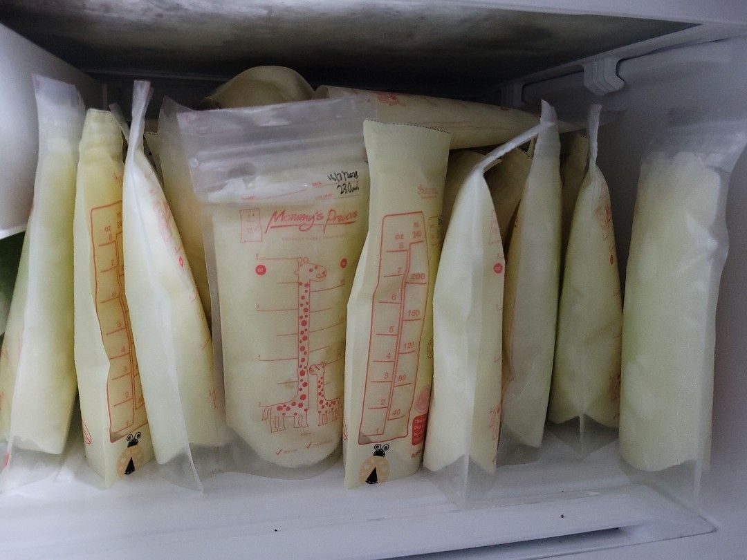 Frozen breastmilk to bless, Babies & Kids, Nursing & Feeding ...