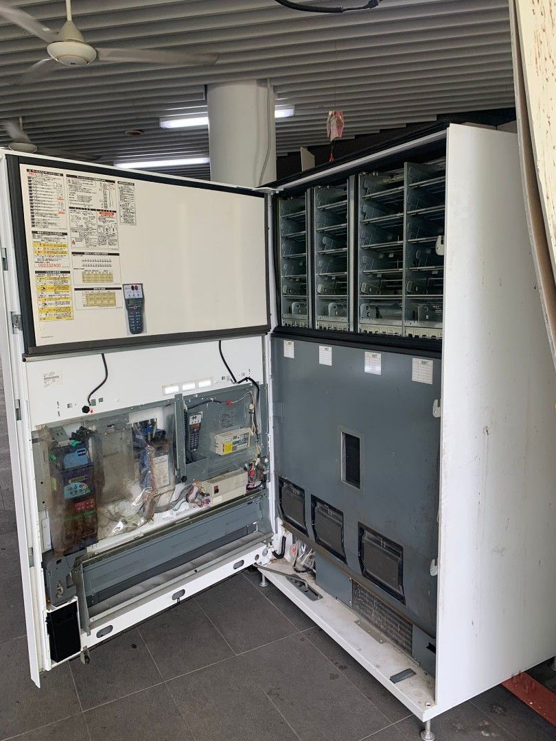 Fuji refurbished vending, TV & Home Appliances, Kitchen Appliances ...