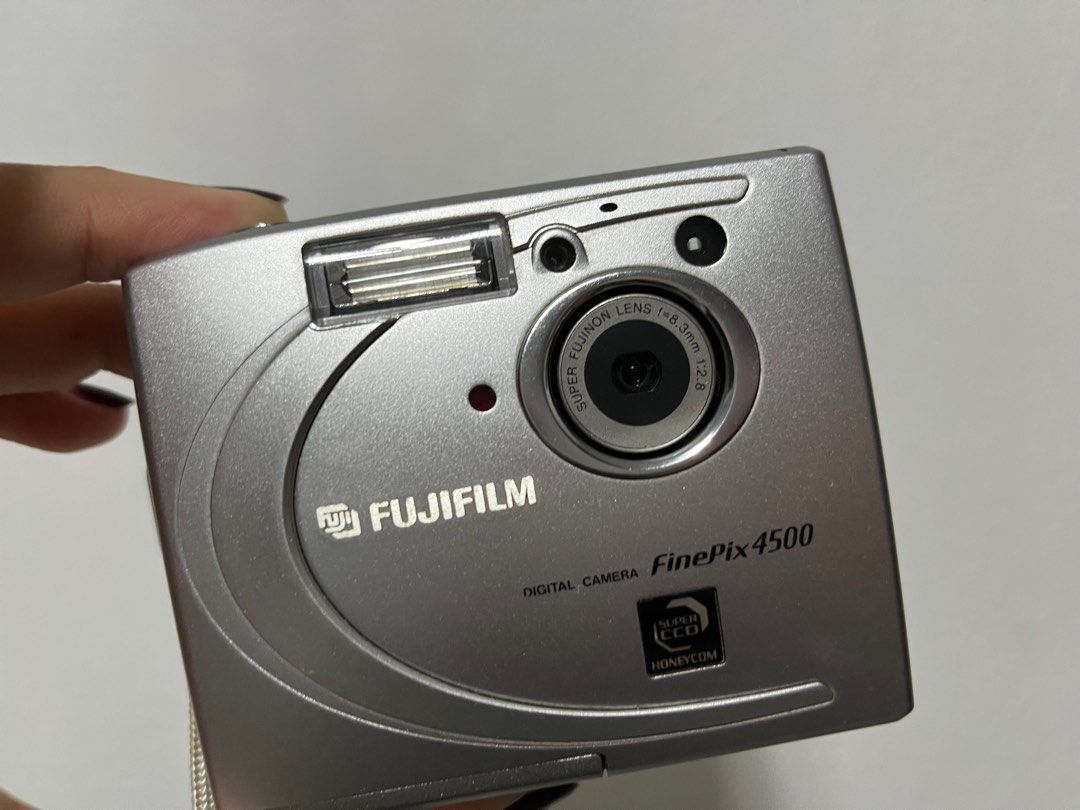 FUJIFILM FINEPIX 4500 DIGICAM , Photography, Cameras on Carousell