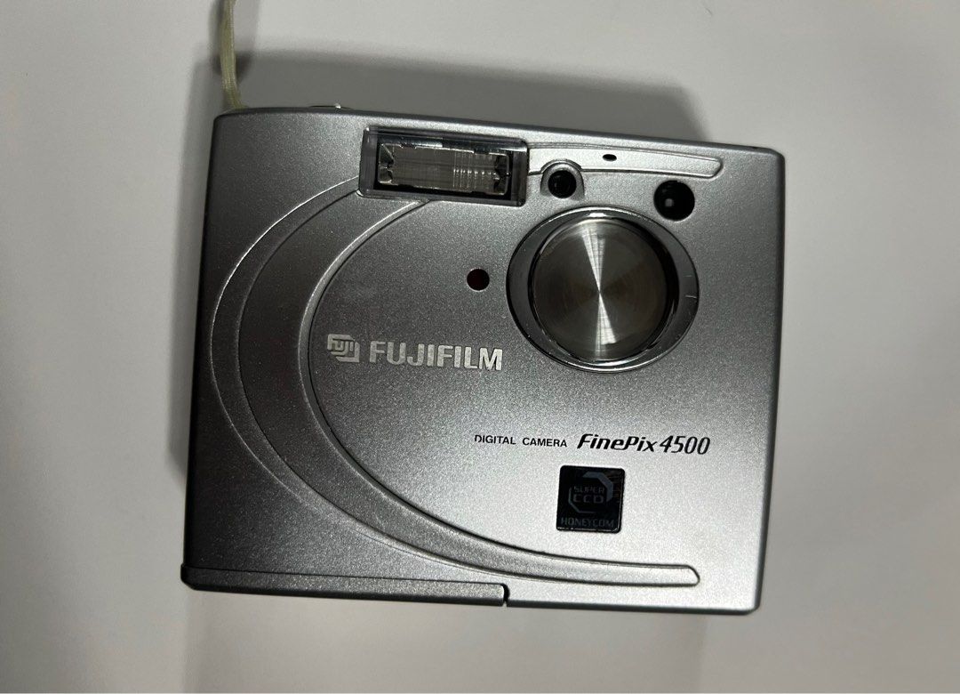 FUJIFILM FINEPIX 4500 DIGICAM , Photography, Cameras on Carousell