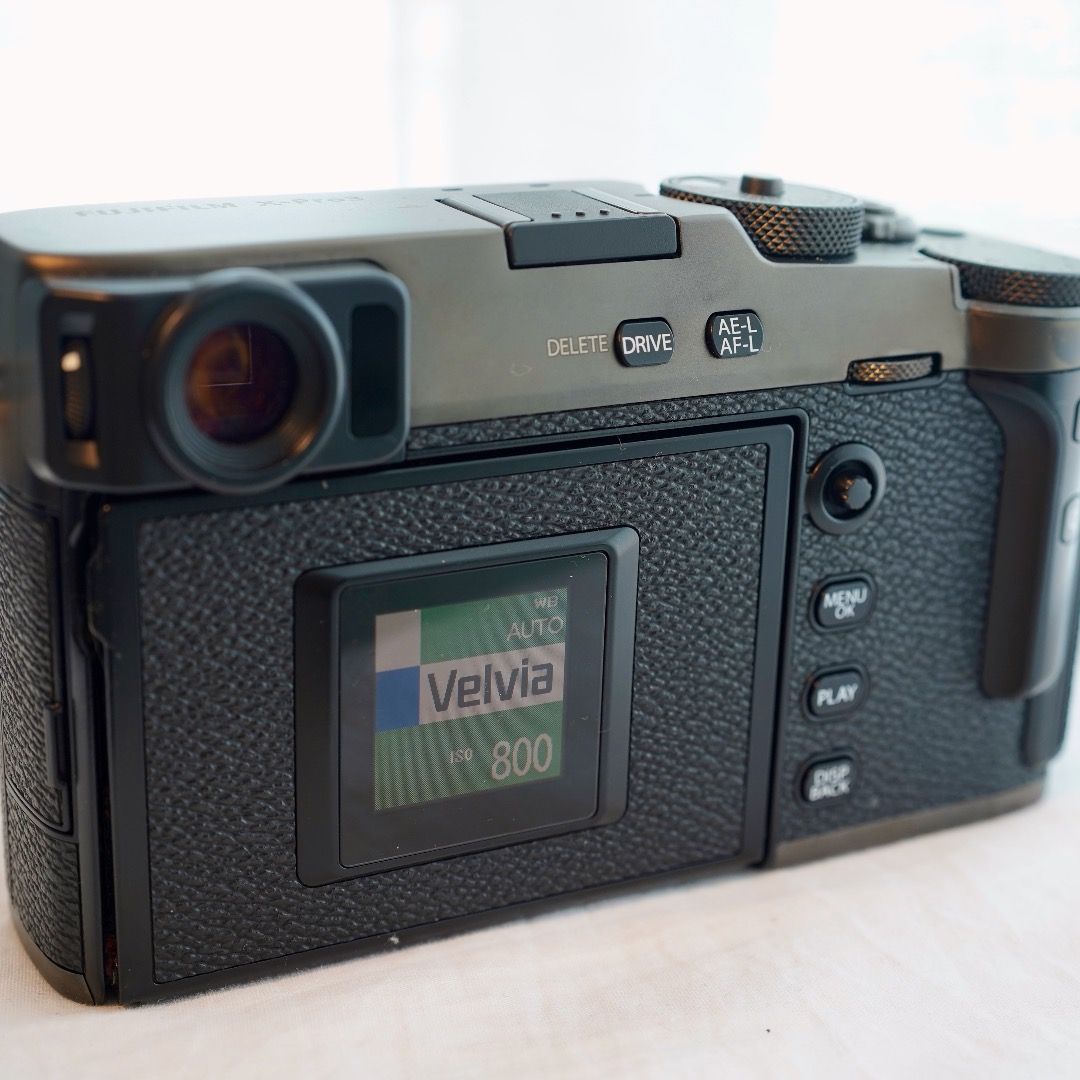 Fujifilm X-Pro3 Xpro3 Durablack Duratech (Like new!), Photography, Cameras on Carousell