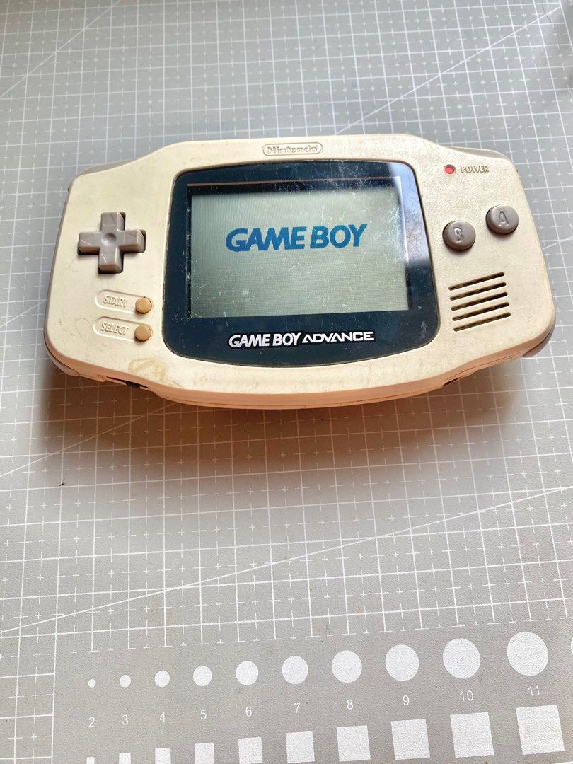 Gameboy Advance GBA AGB - 001 (White), Video Gaming, Video Game Consoles, Nintendo on Carousell