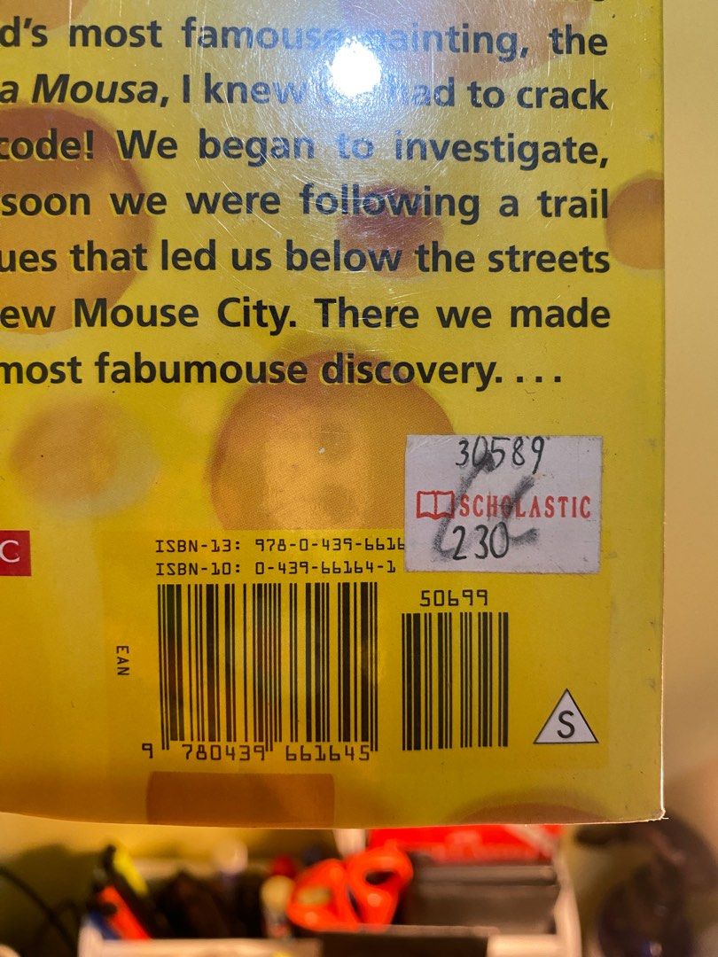 Geronimo Stilton #15: The Mona Mousa Code, Hobbies & Toys, Books ...