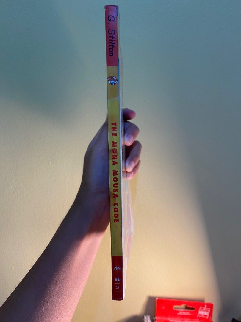 Geronimo Stilton #15: The Mona Mousa Code, Hobbies & Toys, Books ...