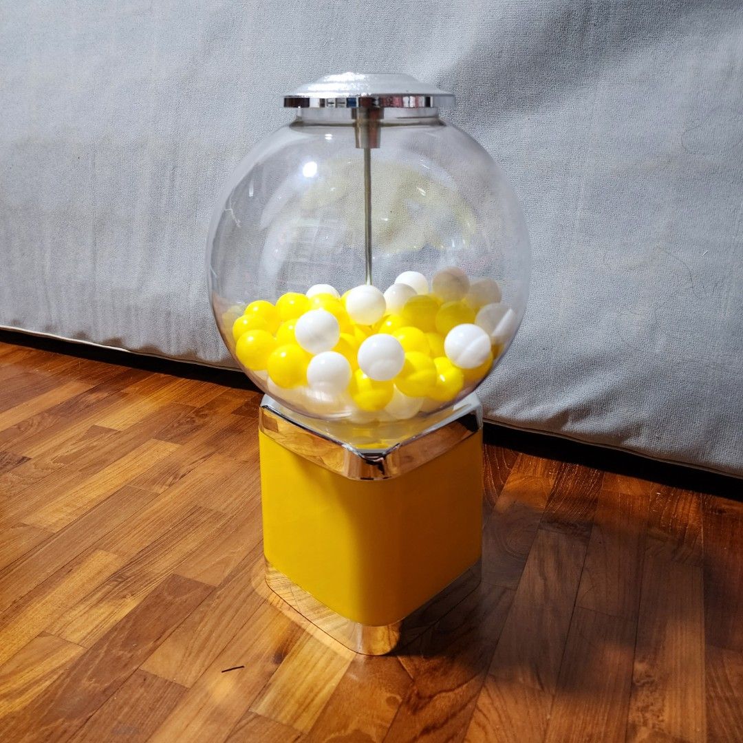 Gumball Machine Yellow, Hobbies & Toys, Toys & Games on Carousell