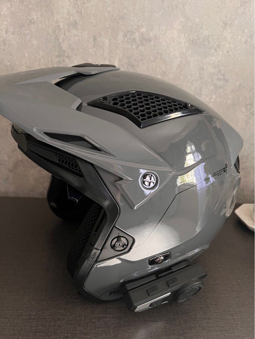 Helmet MT STREETFIGHTER XXL with Intercom, Motorcycles, Motorcycle ...