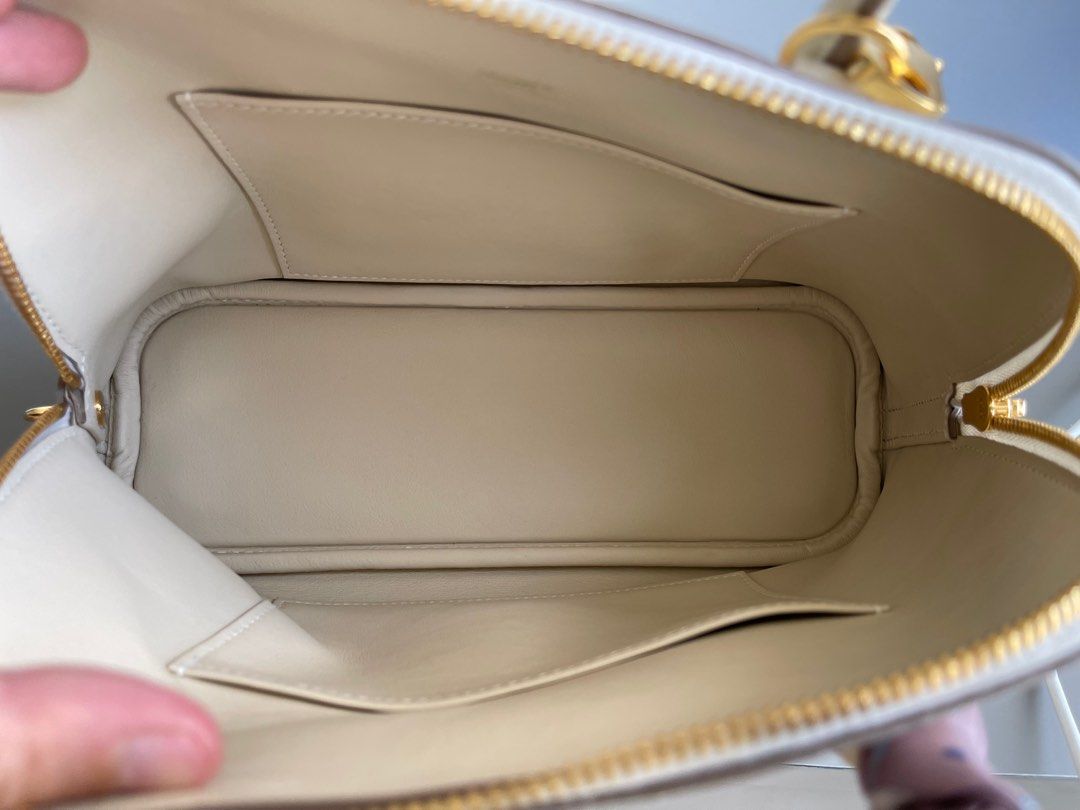 Hermes Bolide 25 Craie, Luxury, Bags & Wallets on Carousell