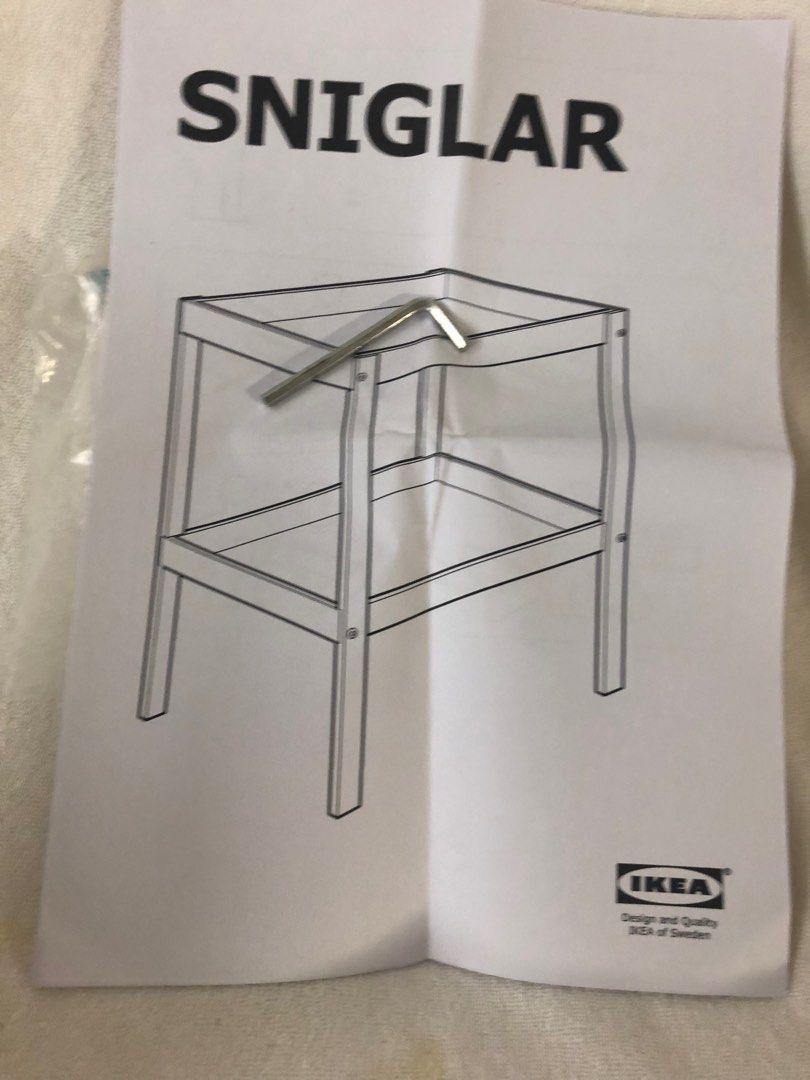 IKEA SNIGLAR Changing table and SKOTSAM Change Pad, 兒童＆孕婦用品, 兒童傢具, 兒童傢具 ...