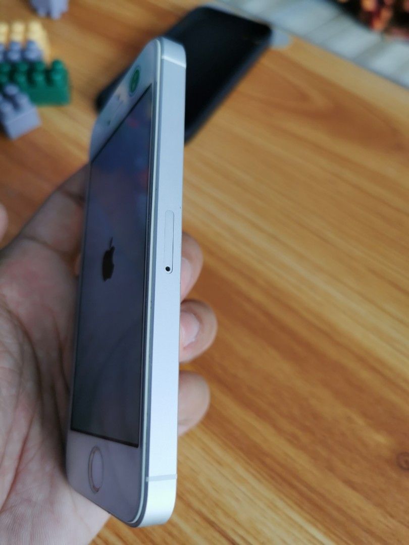 Iphone SE 1st gen, Mobile Phones & Gadgets, Mobile Phones, iPhone ...