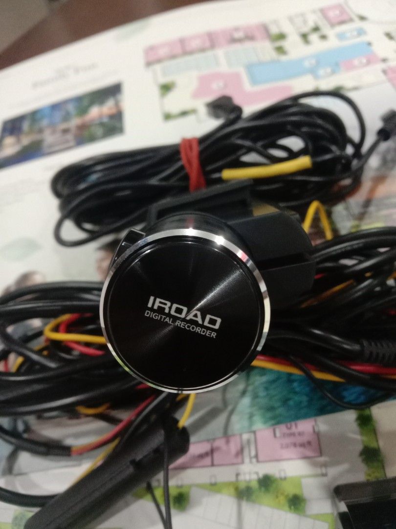 Iroad X9 2CH FHD Dashcam Front and rear set, Car Accessories, Accessories on Carousell