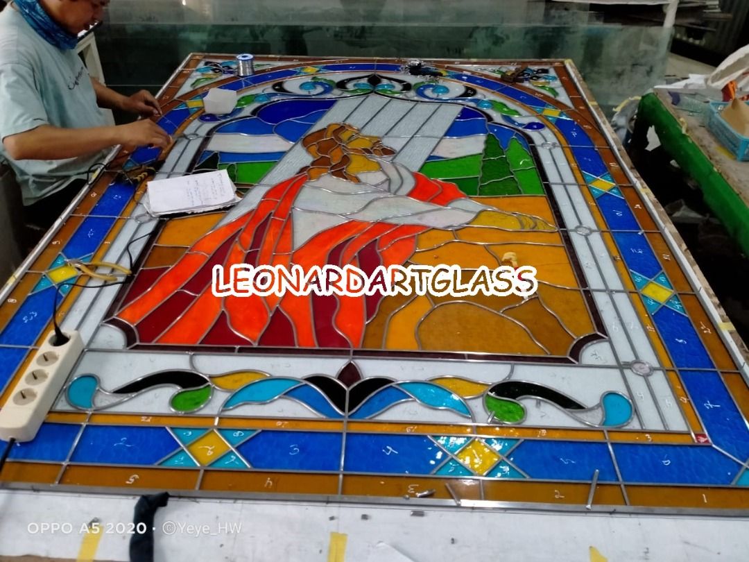 KACA PATRI GEREJA SURABAYA, Desain & Kerajinan Tangan, Karya Seni di ...