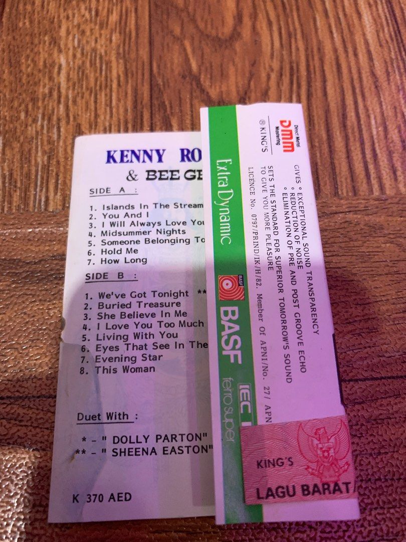 Kaset pita / kaset cd / vinyl piringan hitam, Musik & Media, CD, DVD ...