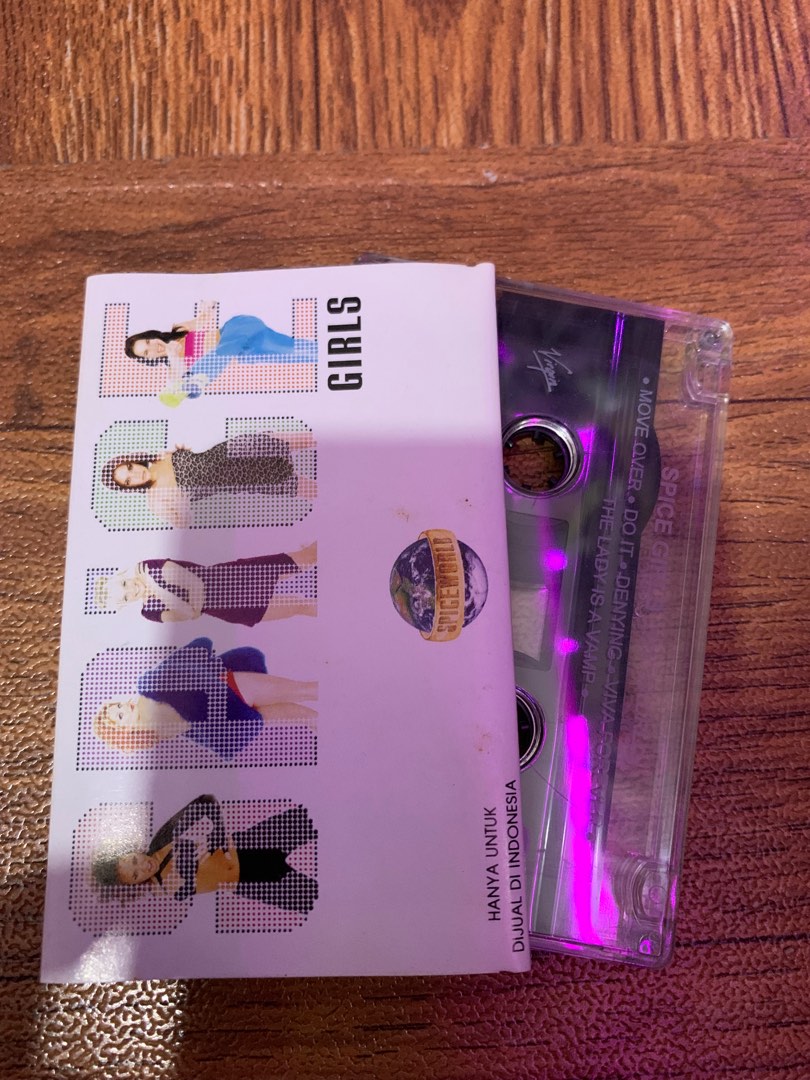 Kaset pita / kaset cd / vinyl piringan hitam, Musik & Media, CD, DVD ...