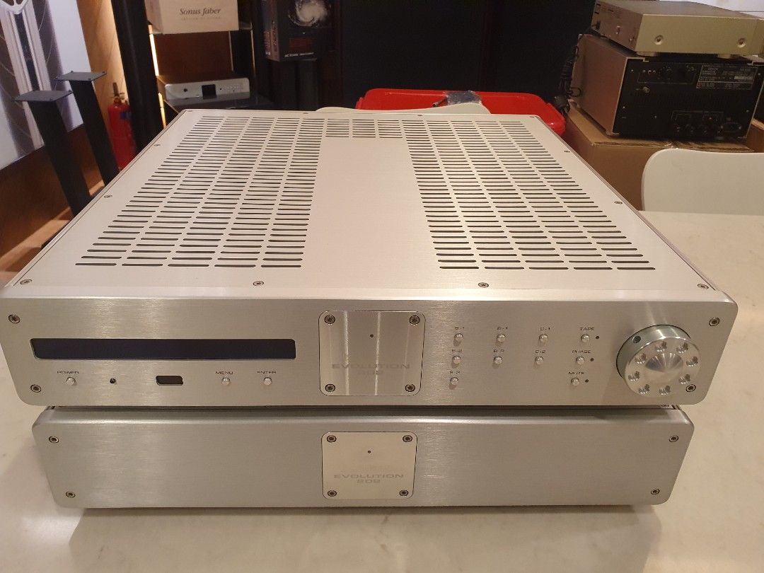 Krell Evo 202 preamp, Audio, Soundbars, Speakers & Amplifiers on Carousell