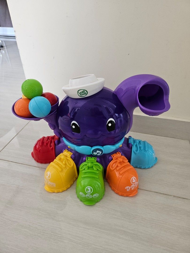 LeapFrog Peek-A-shoe octopus, Babies & Kids, Infant Playtime on Carousell