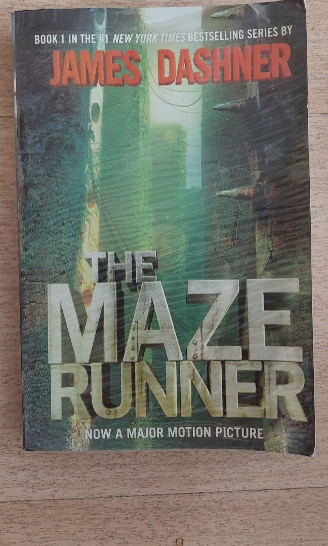 maze runner by james dashner, Hobbies & Toys, Books & Magazines ...