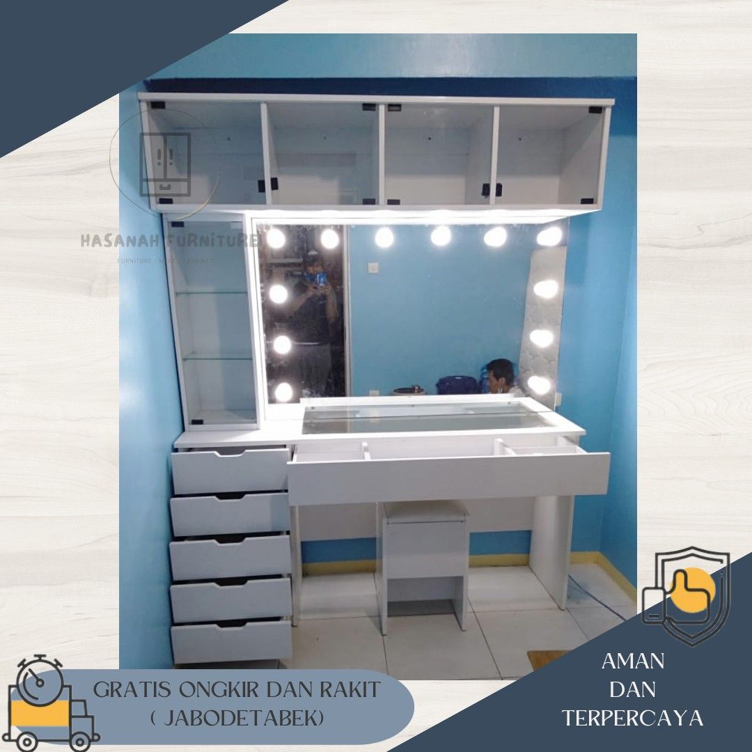 Meja rias lampu led ukuran jumbo besar plus box kaca atas, Perabotan ...