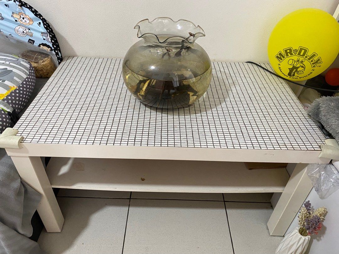 Meja ruang tamu ikea, Perabotan Rumah di Carousell