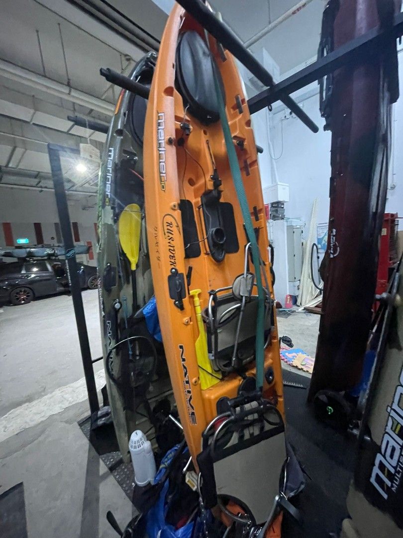 Native mariner 10 kayak (no fish finder), Sports Equipment, Fishing on ...