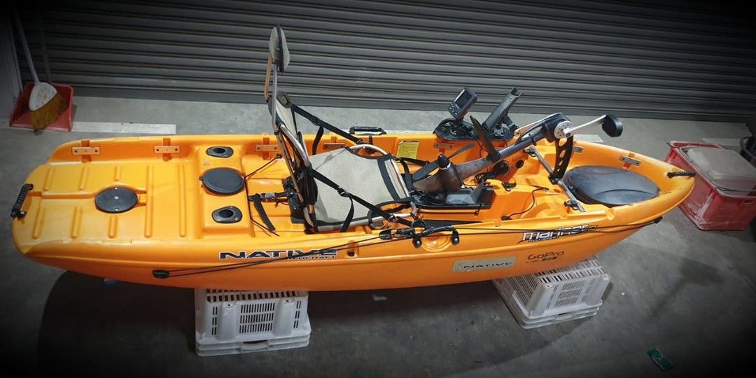 Native mariner 10 kayak (no fish finder), Sports Equipment, Fishing on ...