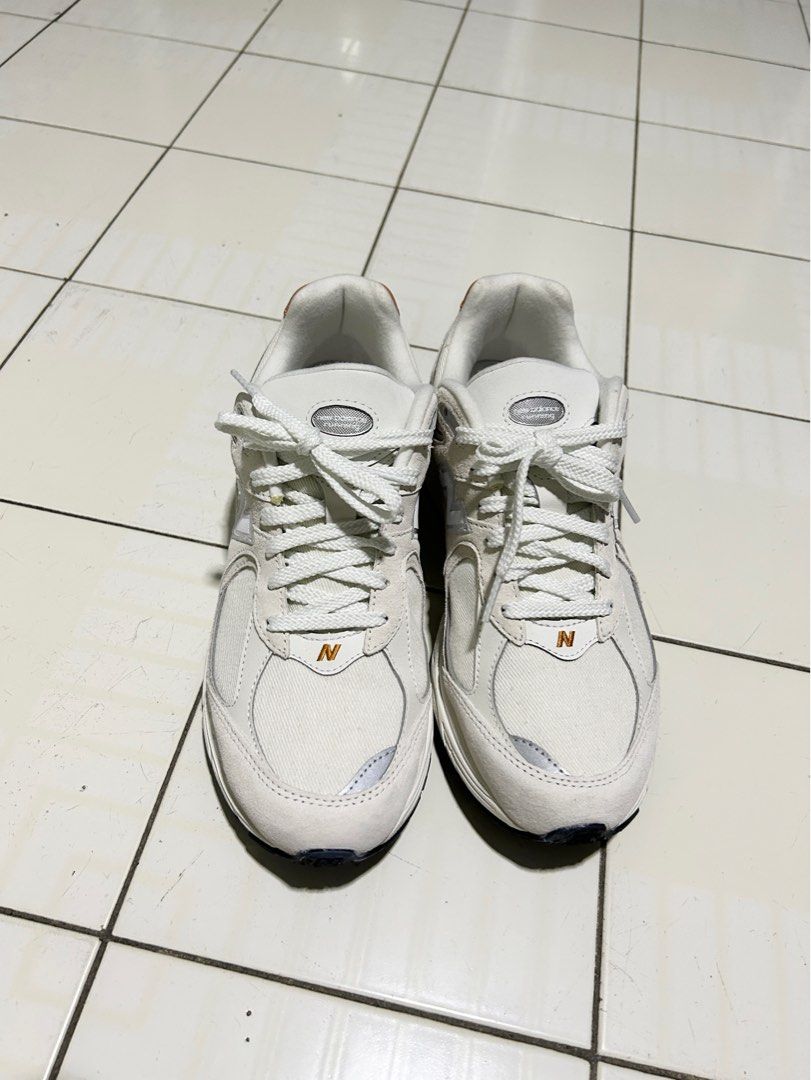 NB 2002R shoes , colour: reflection with sepia and sea salt , Men's ...