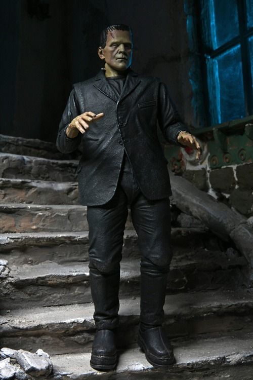 NECA Universal Monsters - 7" Action Figure - Ultimate Frankenstein's ...