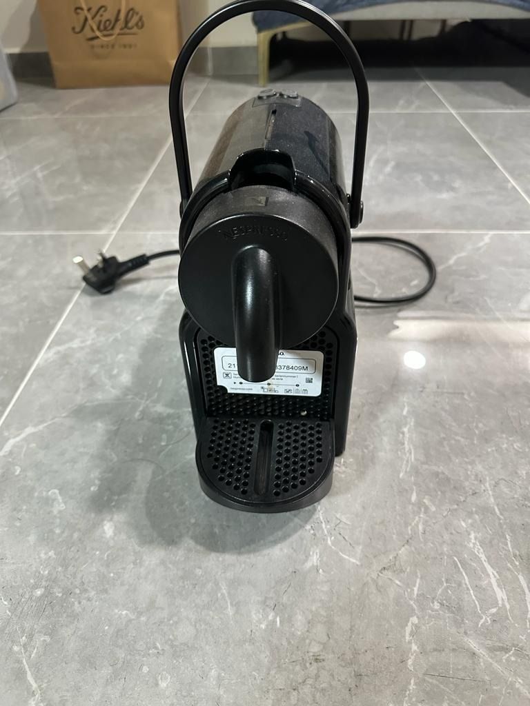 Nespresso D40 Inissia Coffee Machine Black, TV & Home Appliances ...