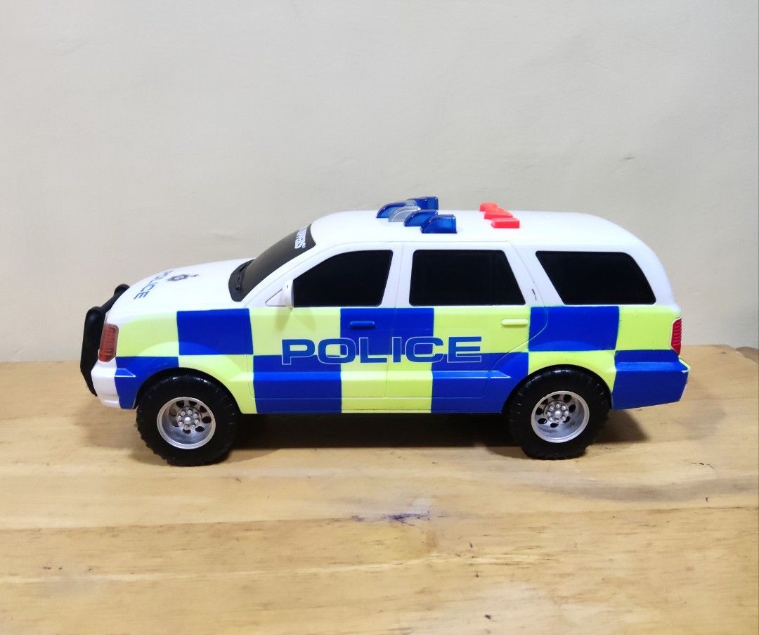 Toy Ambulance Jual NIKKO Road Rippers Rush & Rescue 12 (Ambulance ...