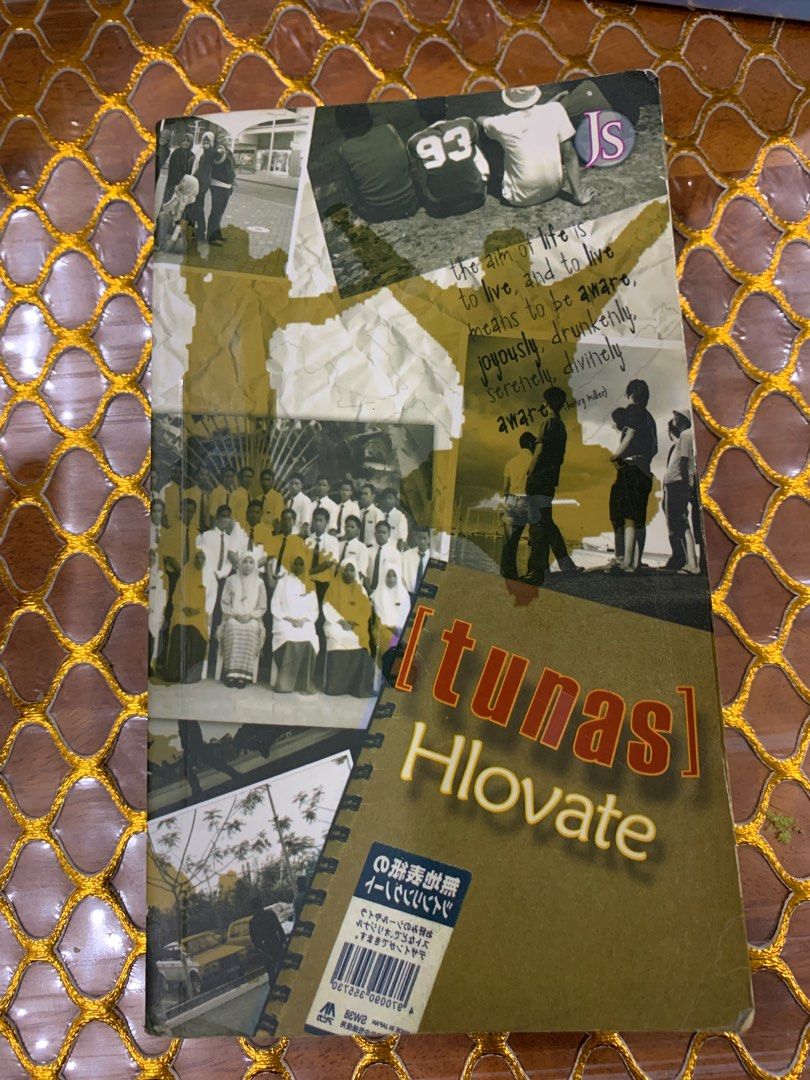 Novel Hlovate Tunas / Versus / Anthem / 5 Tahun 5 Bulan / Pelangi ...