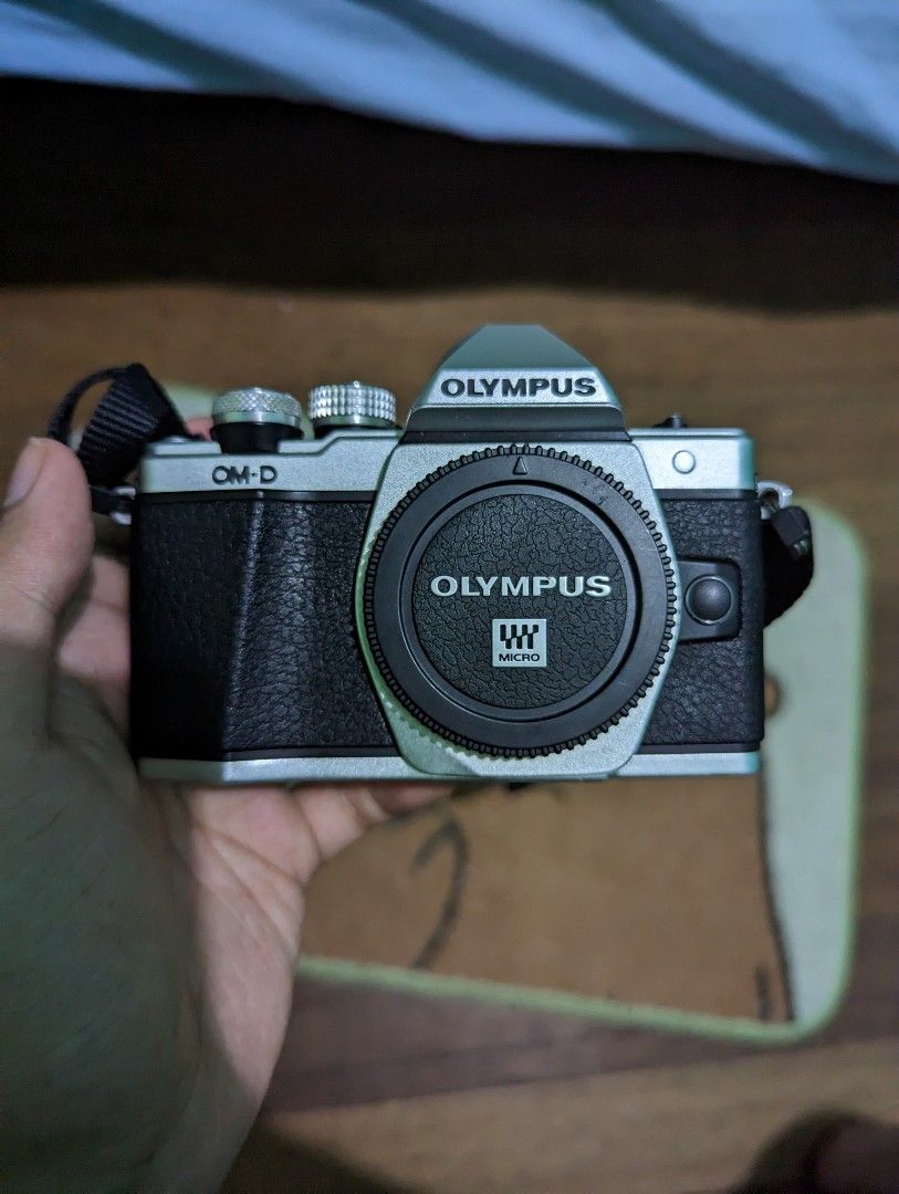 Olympus EM10 Mark II MFT Mirrorless Camera, Photography, Cameras on ...