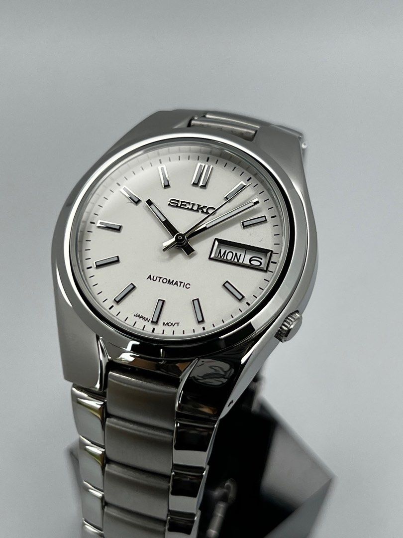 Original Seiko 5 white automatic watch 37mm 7s26, Men's Fashion ...