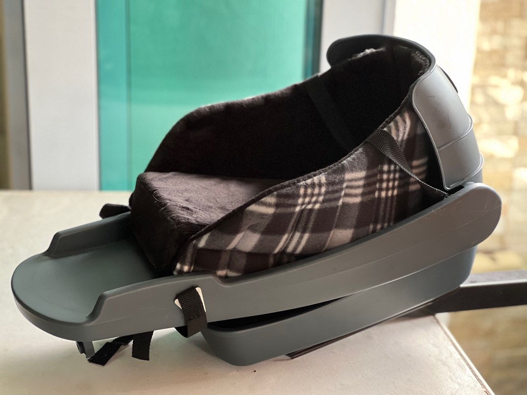 Pet Rider / pet carrier fixed with bike, Pet Supplies, Homes & Other ...