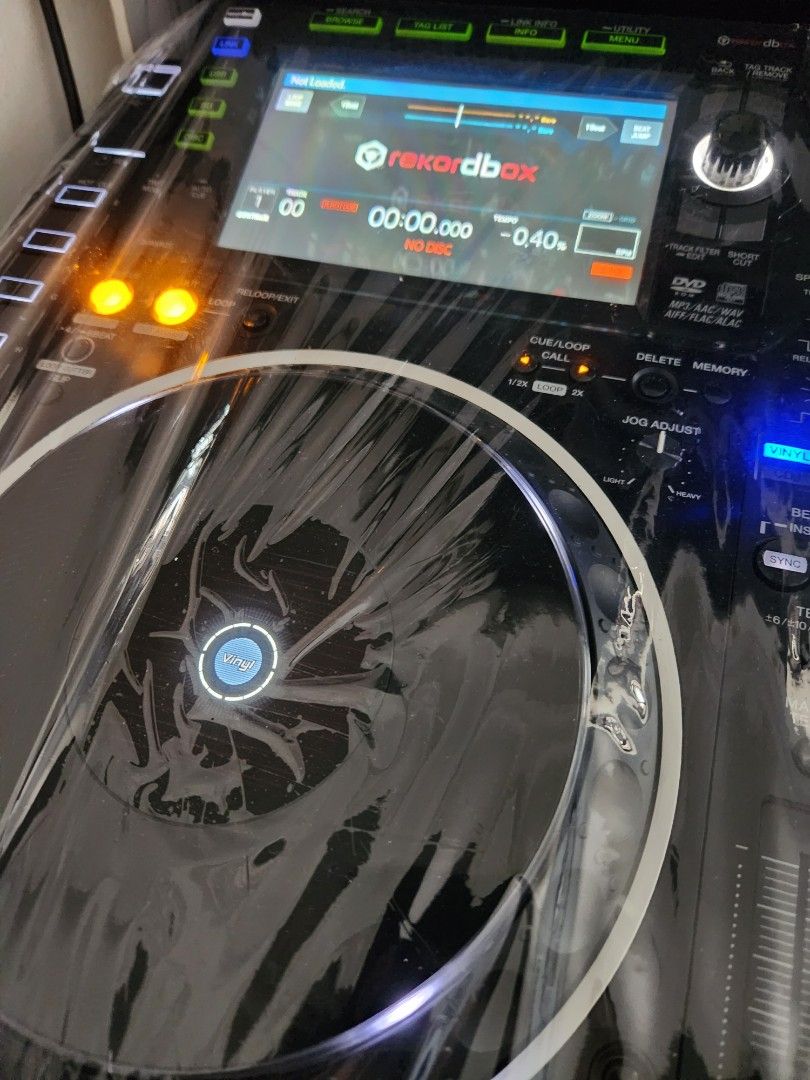 PIONEER CDJ 2000 NXS2, Audio, Portable Music Players on Carousell