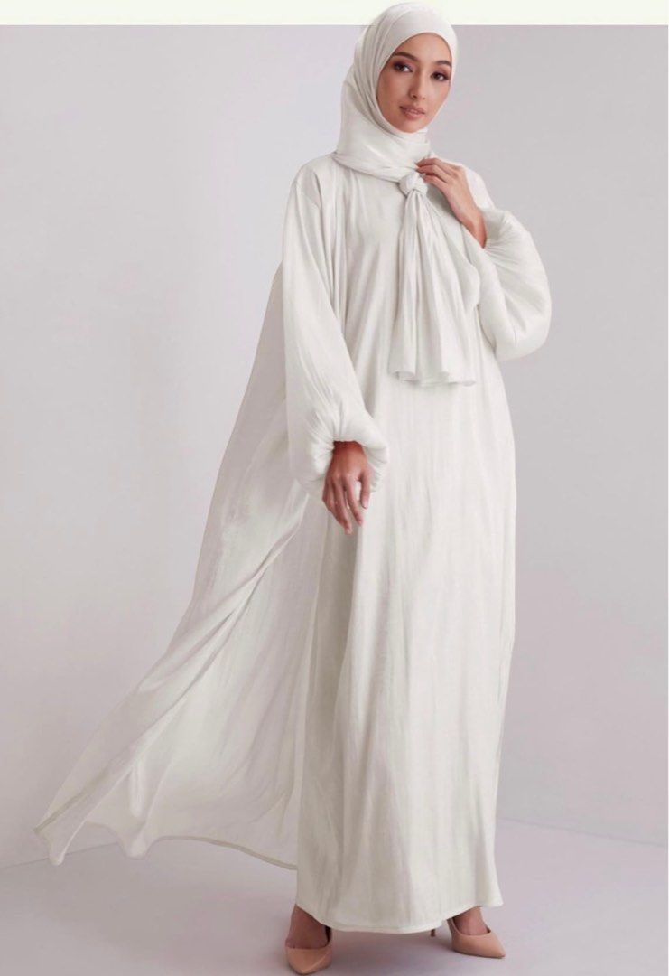 [RENT] Abayalubnaa Elsa Abaya in Off White, Women's Fashion, Muslimah ...