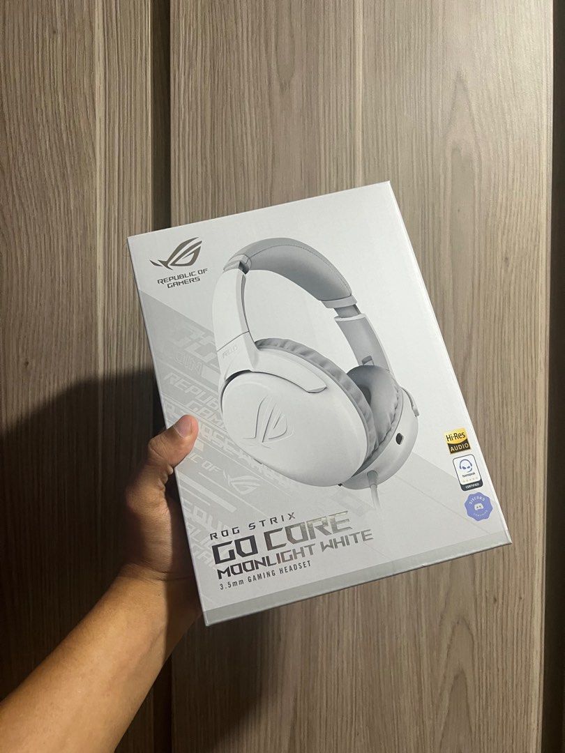 *NEW* ROG STRIX GO CORE MOONLIGHT WHITE HEADSET, Audio, Headphones ...