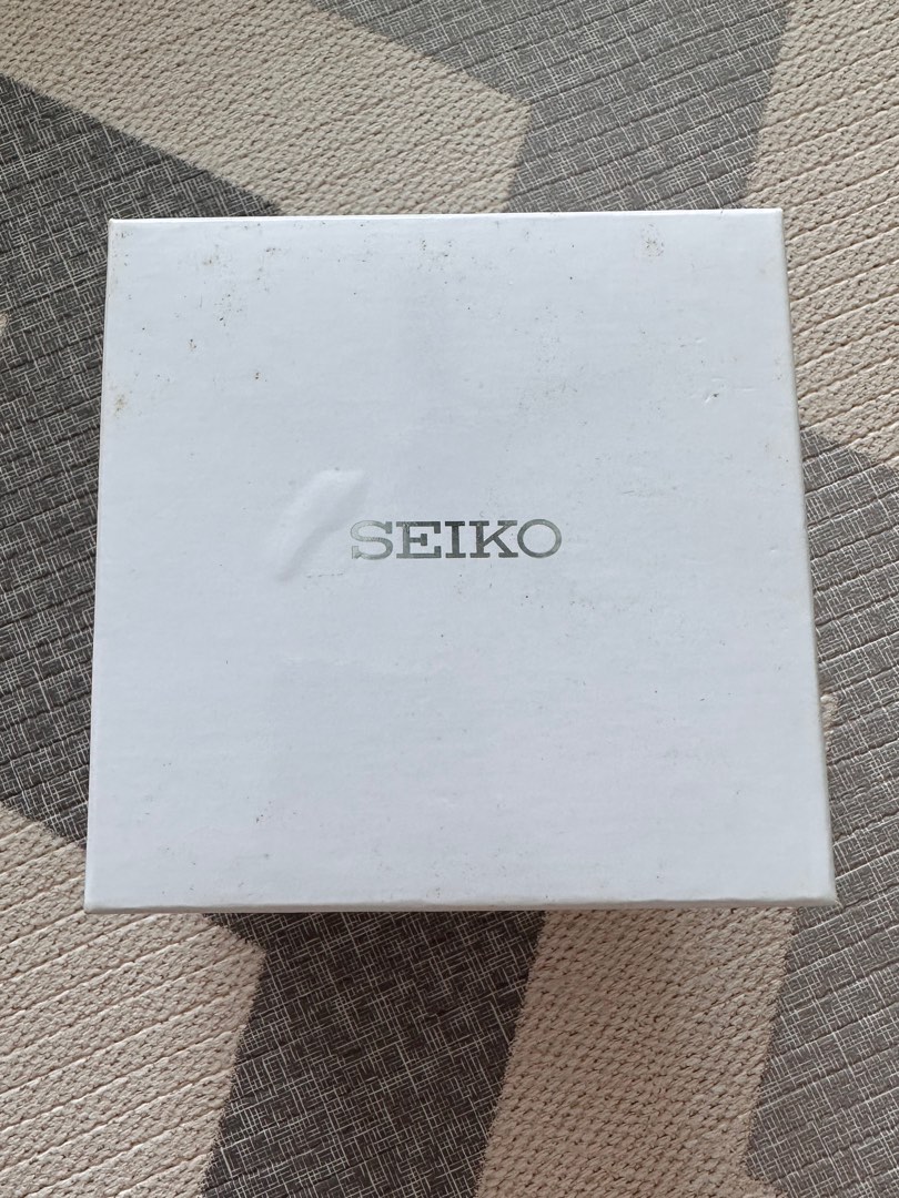 Seiko Watch Box, Mobile Phones & Gadgets, Other Gadgets on Carousell
