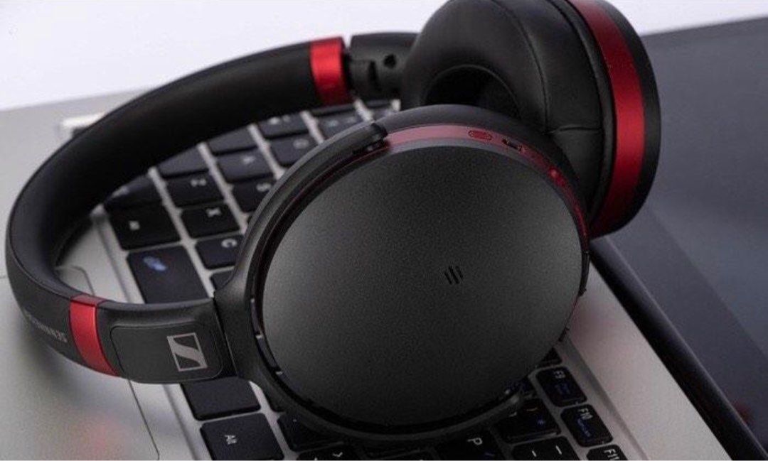SENNHEISER HD 458BT, Audio, Headphones & Headsets on Carousell