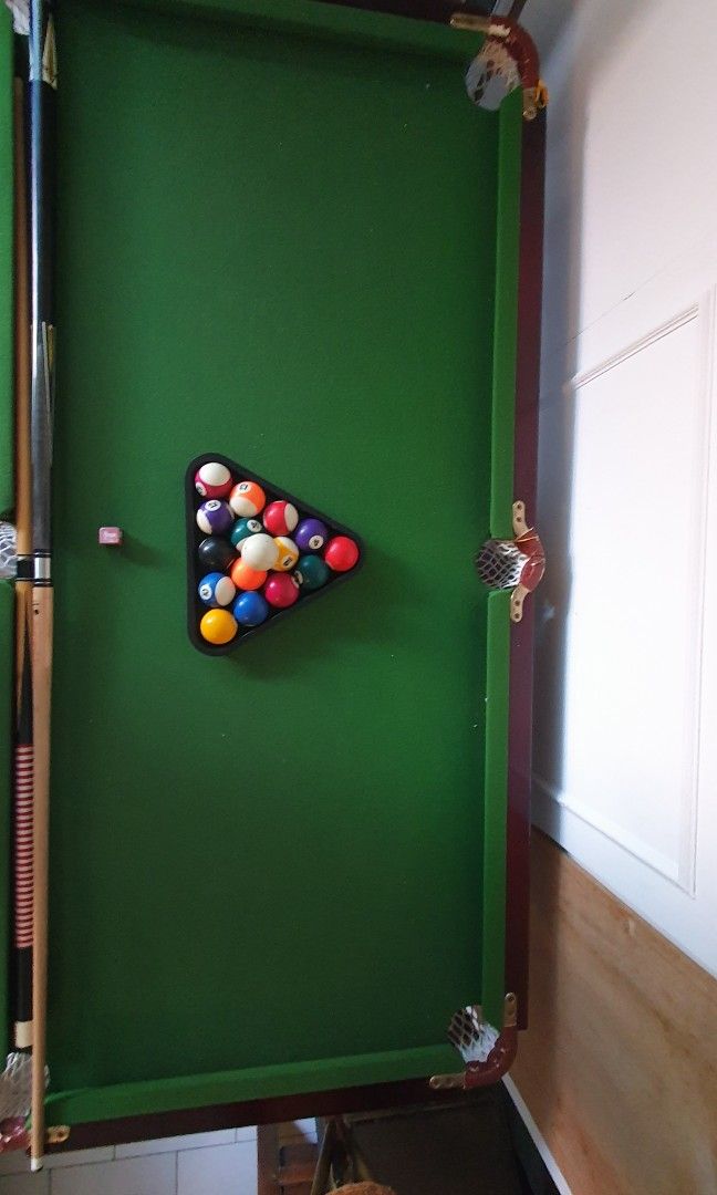 Small billiard table, Sports Equipment, Sports & Games, Billiards ...