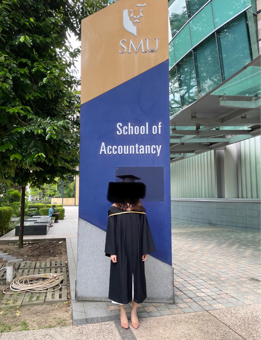 SMU School of Accountancy Graduation Gown, Women's Fashion, Coats ...