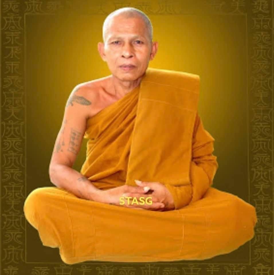 Somdej Wekman embedded with 3 Takruts & Hand Written Yant Temple Box First Batch S/N 0416 Master ...