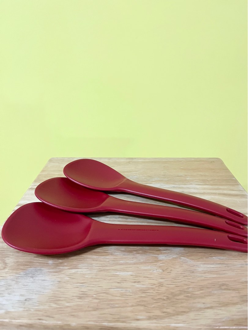 Tupperware Serving Spoon, Furniture & Home Living, Kitchenware ...