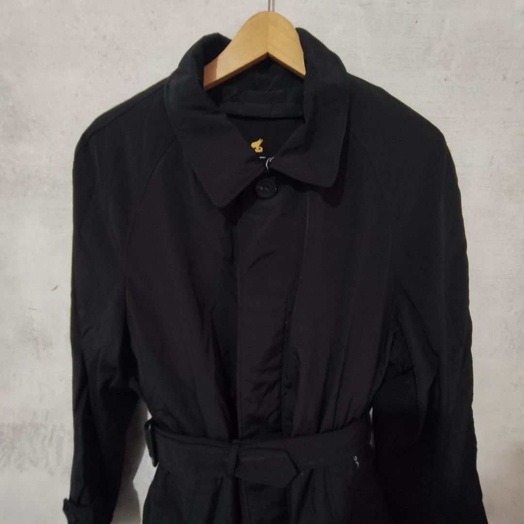 victor trench coat inner vest 3-in-1 100, Fesyen Wanita, Pakaian Wanita ...