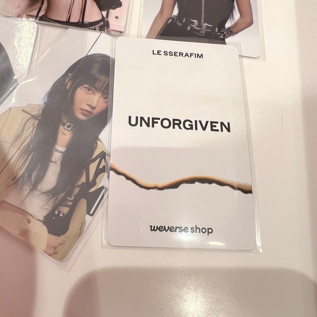WTS le sserafim Unforgiven weverse pob pc photocard lesserafim yunjin ...