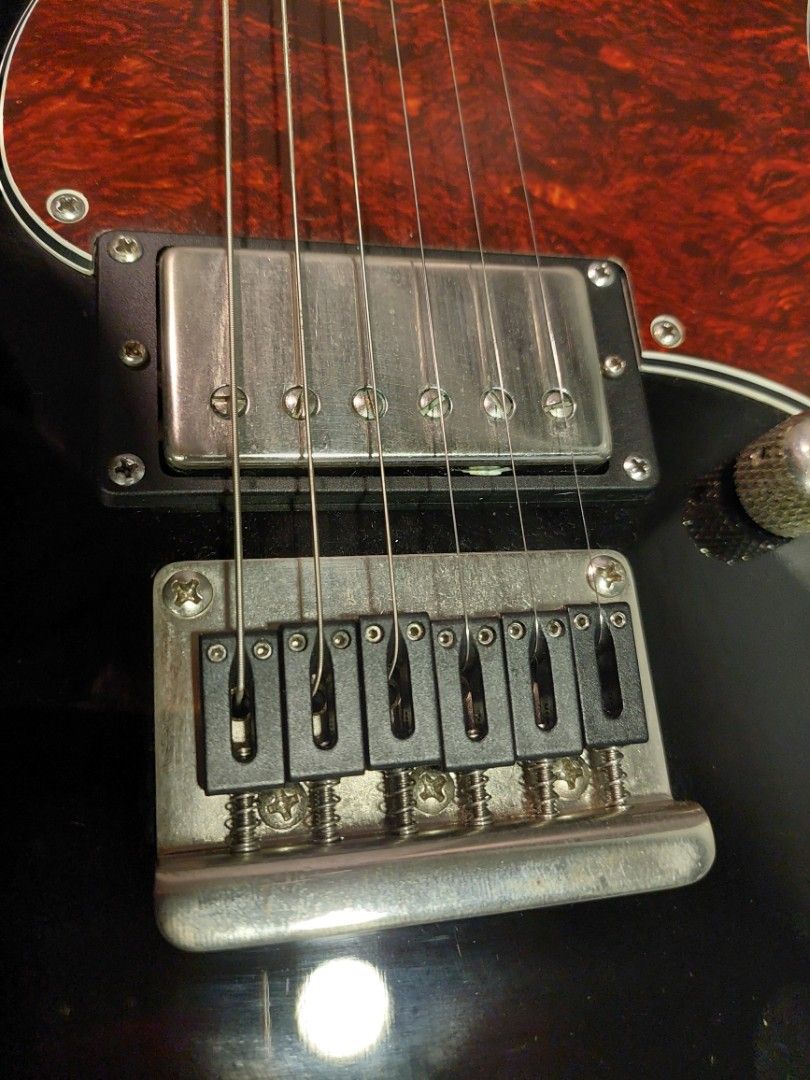 Yamaha PAC611H Pacifica Electric Guitar, Hobbies & Toys, Music & Media ...