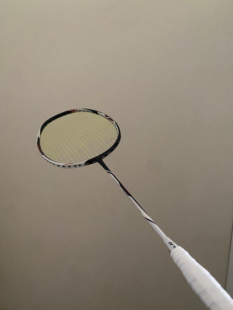 Yonex Duora Z Strike, Sports Equipment, Sports & Games, Racket & Ball ...