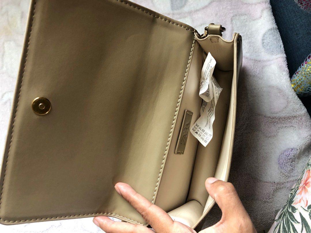 ZARA handbeg, Women's Fashion, Bags & Wallets, Shoulder Bags on Carousell